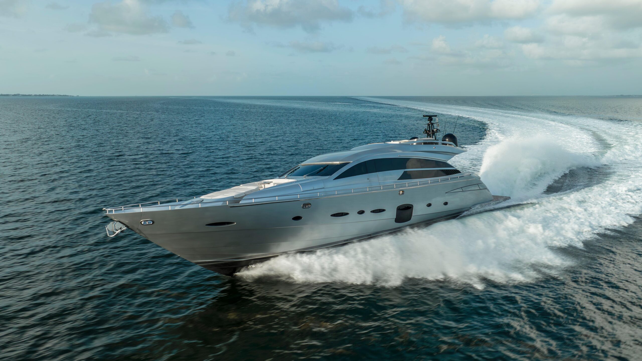 2012 Pershing 92 - FLY Yachts