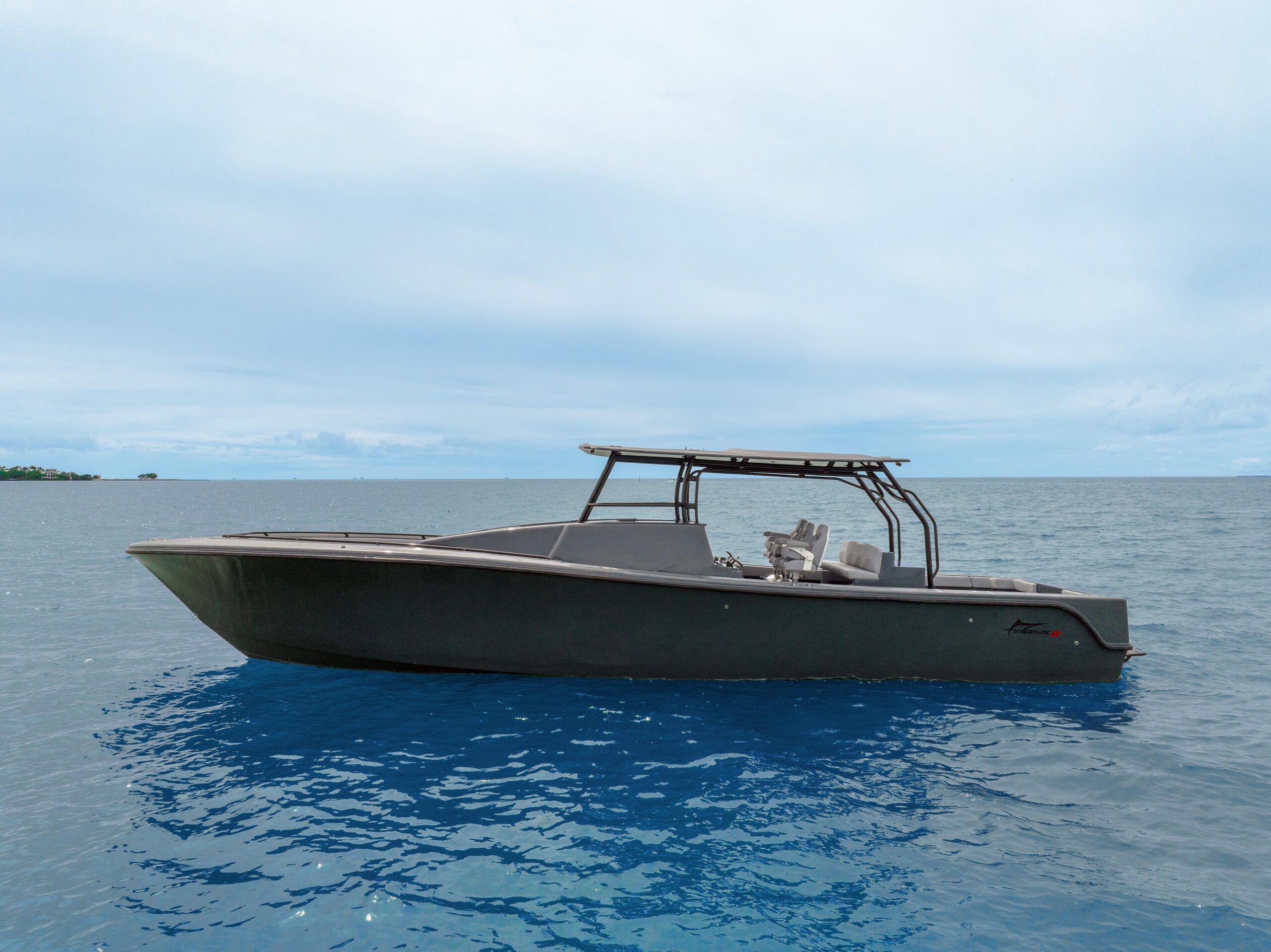 2024 Streamline 45 (Grey- Diesels) - FLY Yachts