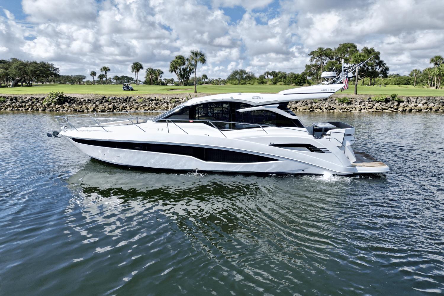 2021 Galeon 425 HTS - FLY Yachts