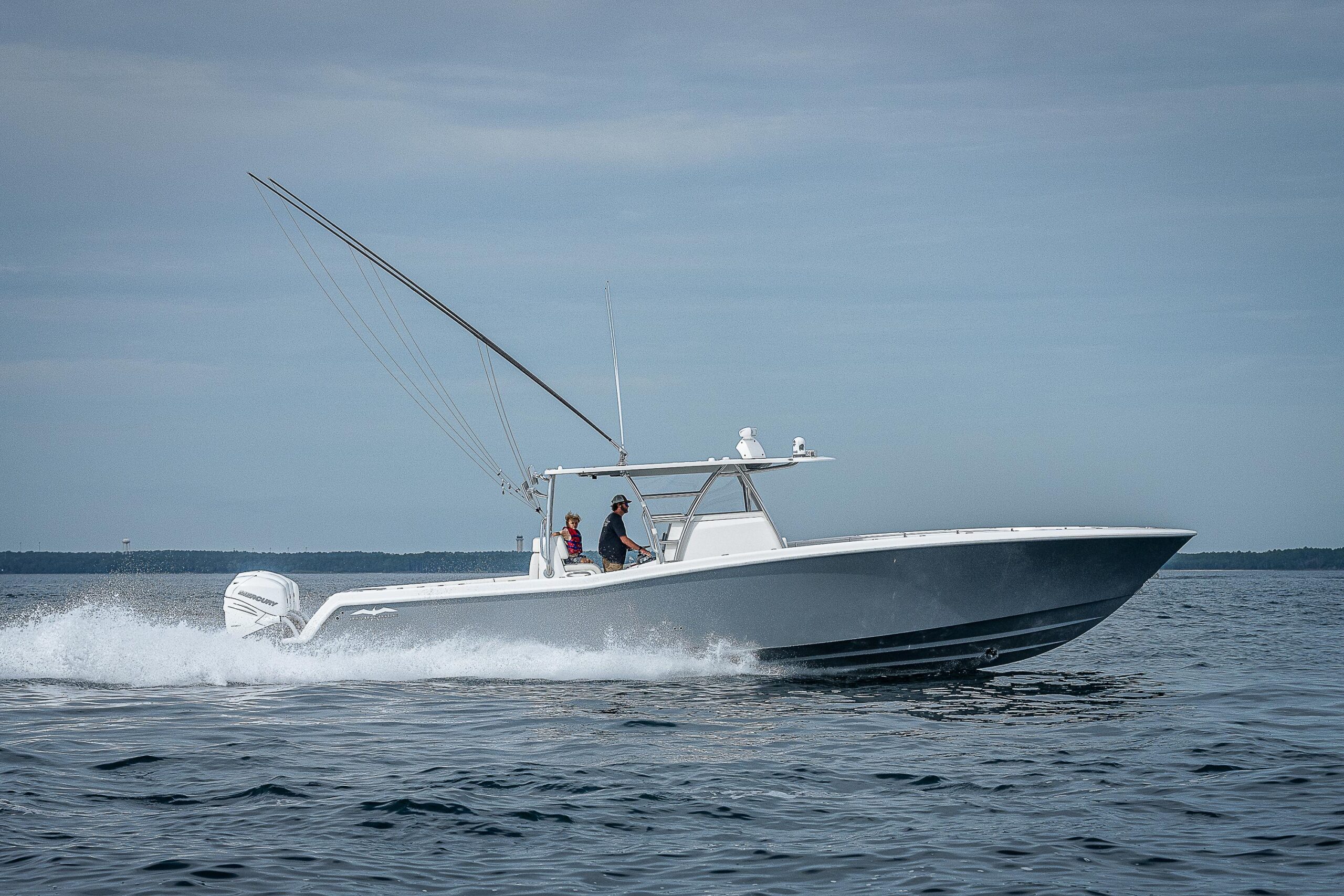 2019 Invincible 42 - FLY Yachts