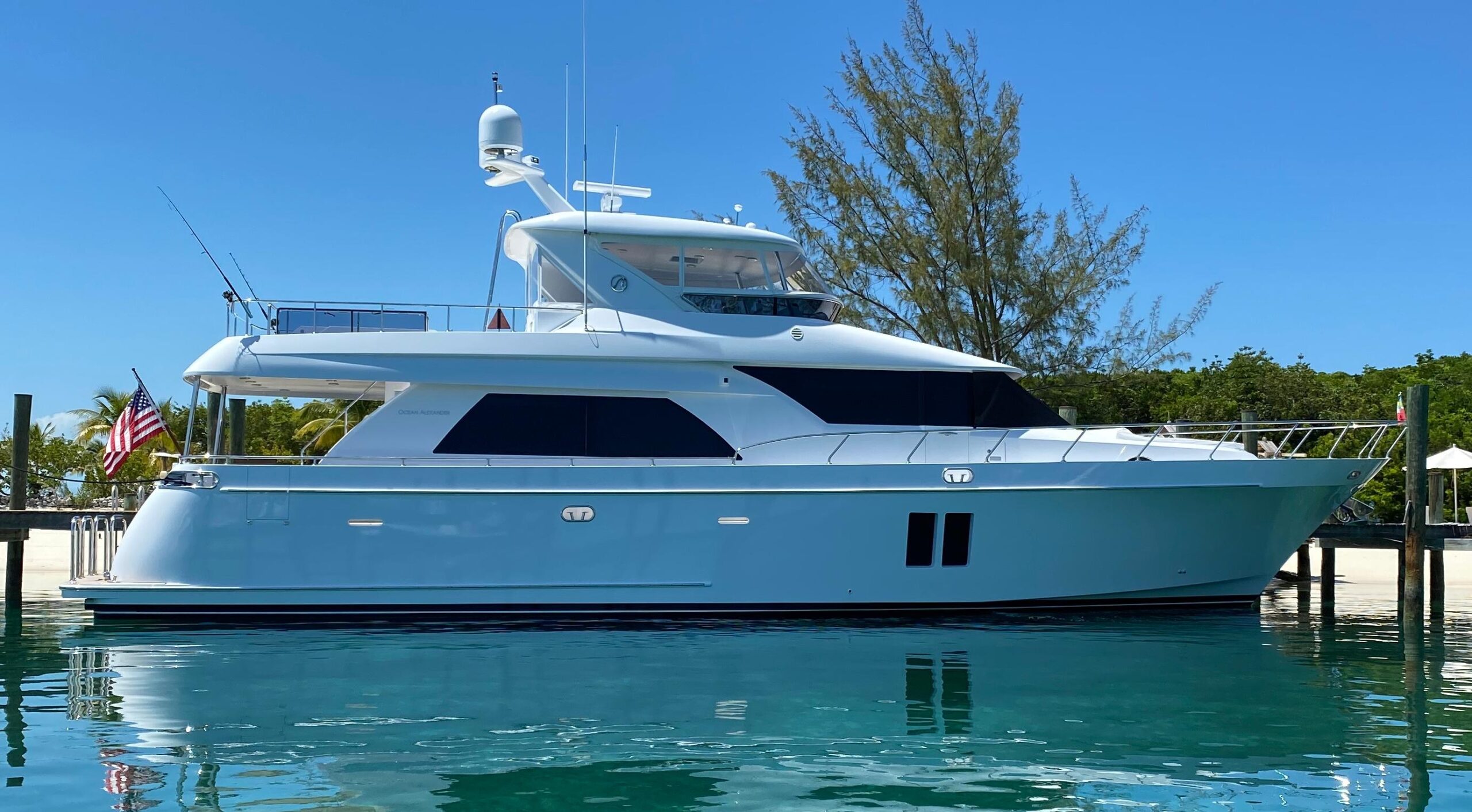 2011 Ocean Alexander Pilothouse Motor Yacht - FLY Yachts