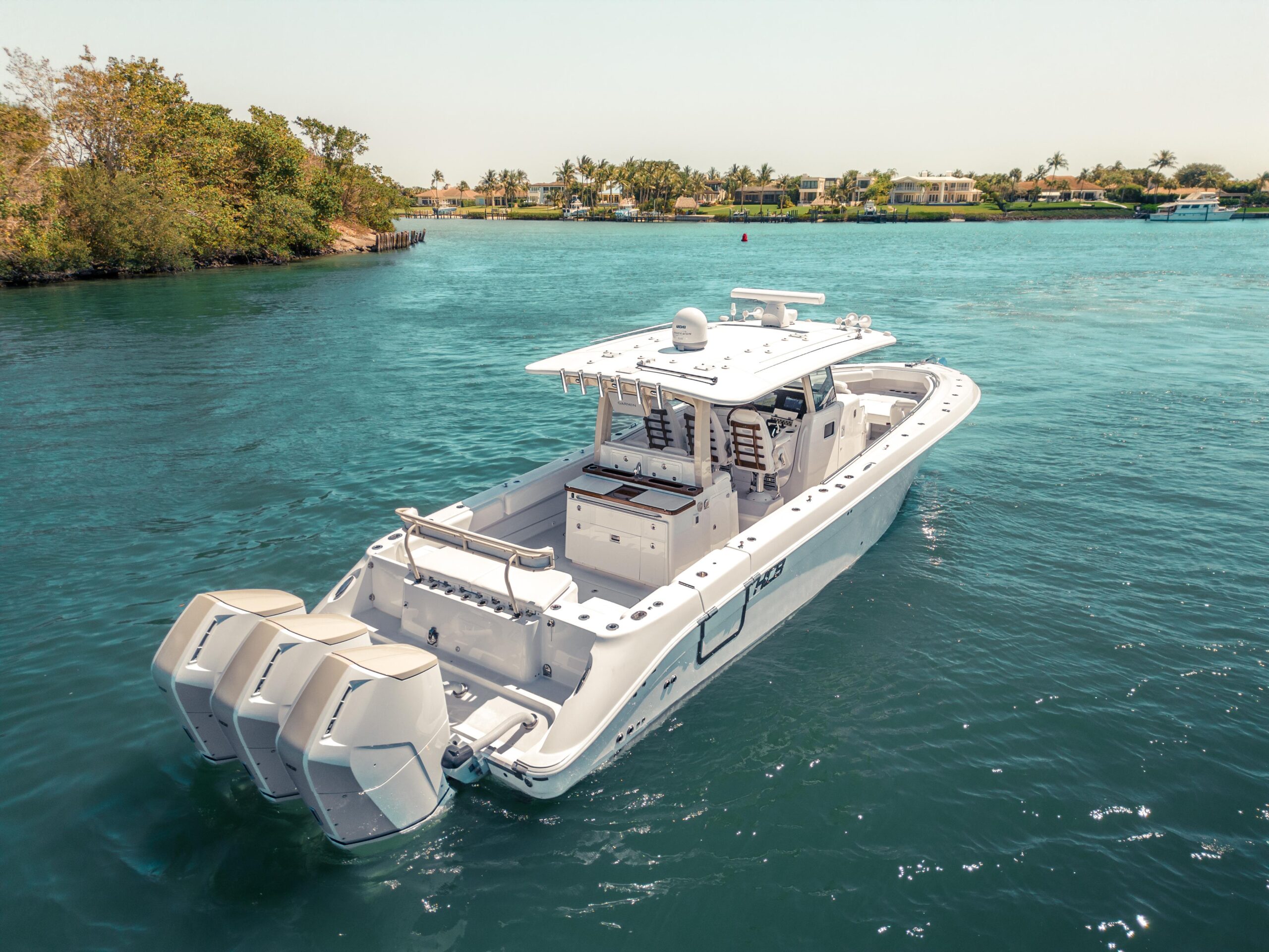 2023 HCB 42 Lujo - FLY Yachts