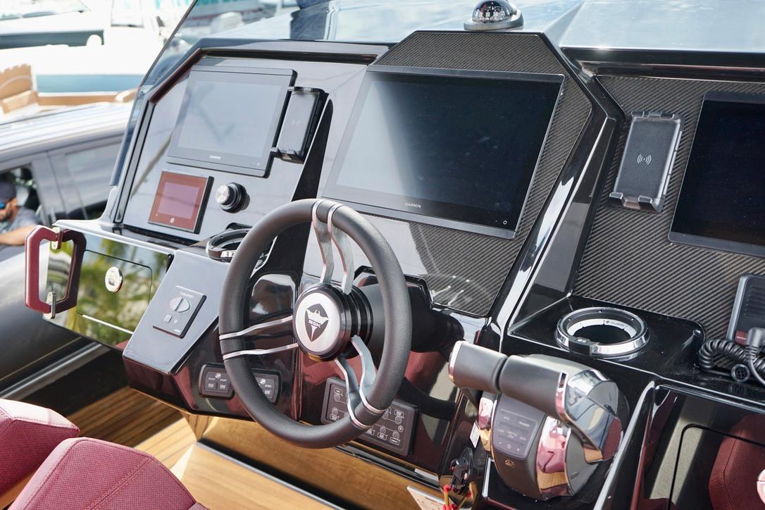 2023 Skipper-BSK 42NC - FLY Yachts