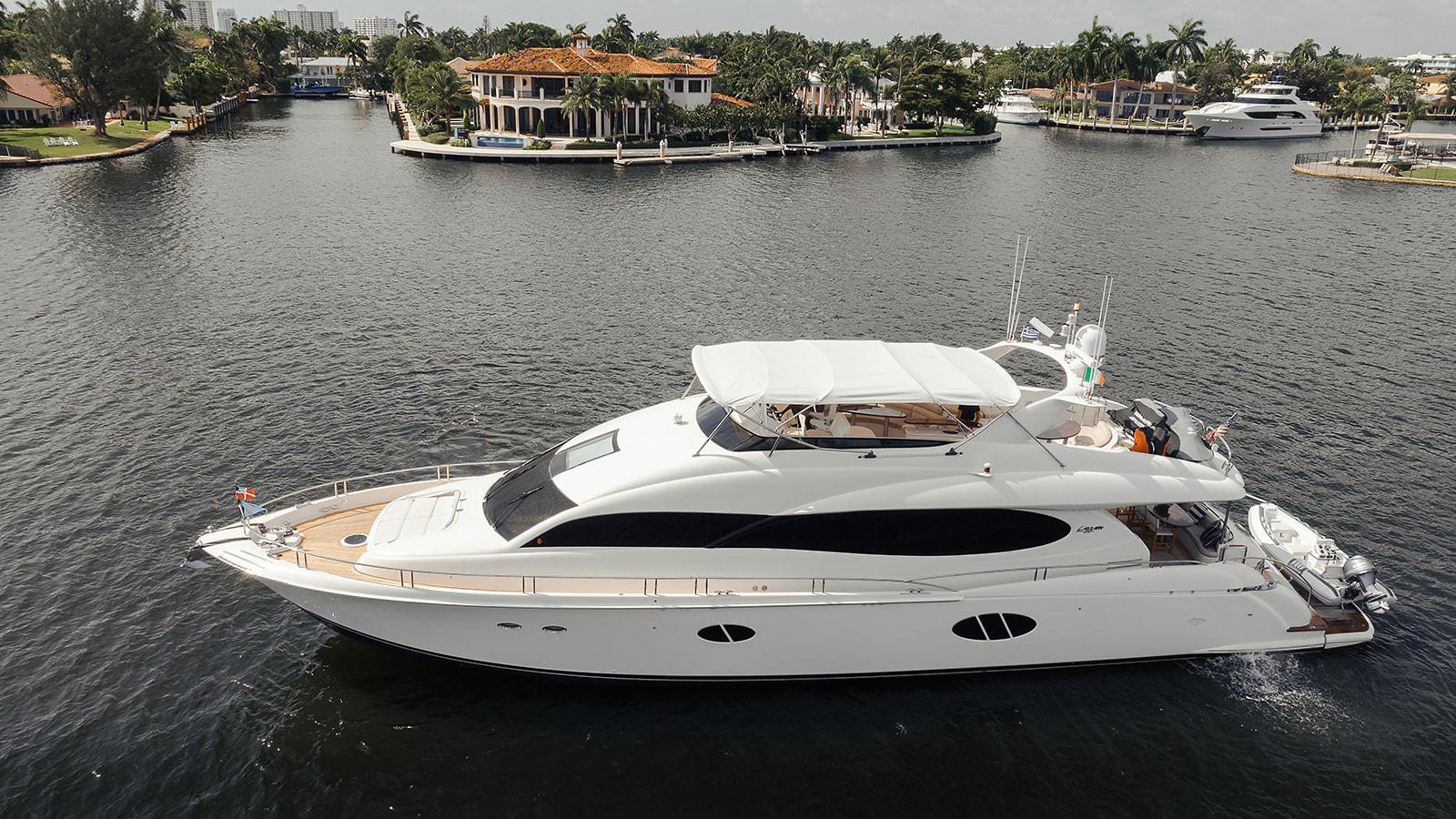 2007 Lazzara 84 Motor Yacht - FLY Yachts