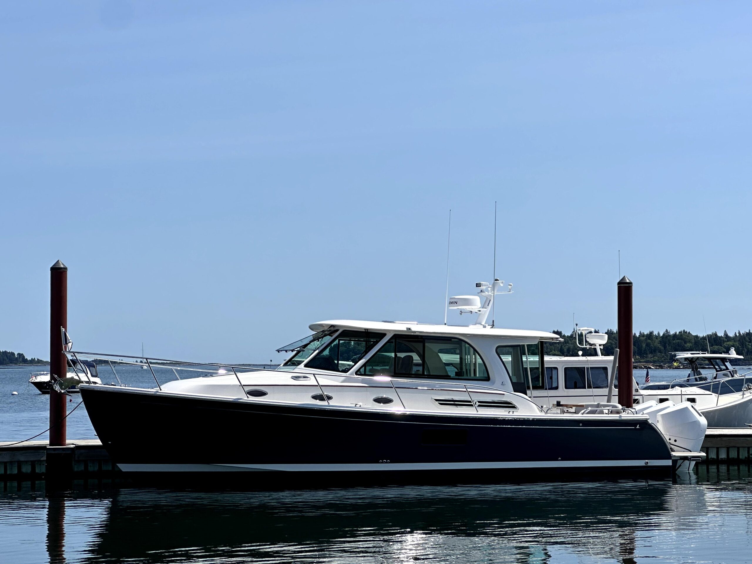 2025 Back Cove 39O - FLY Yachts