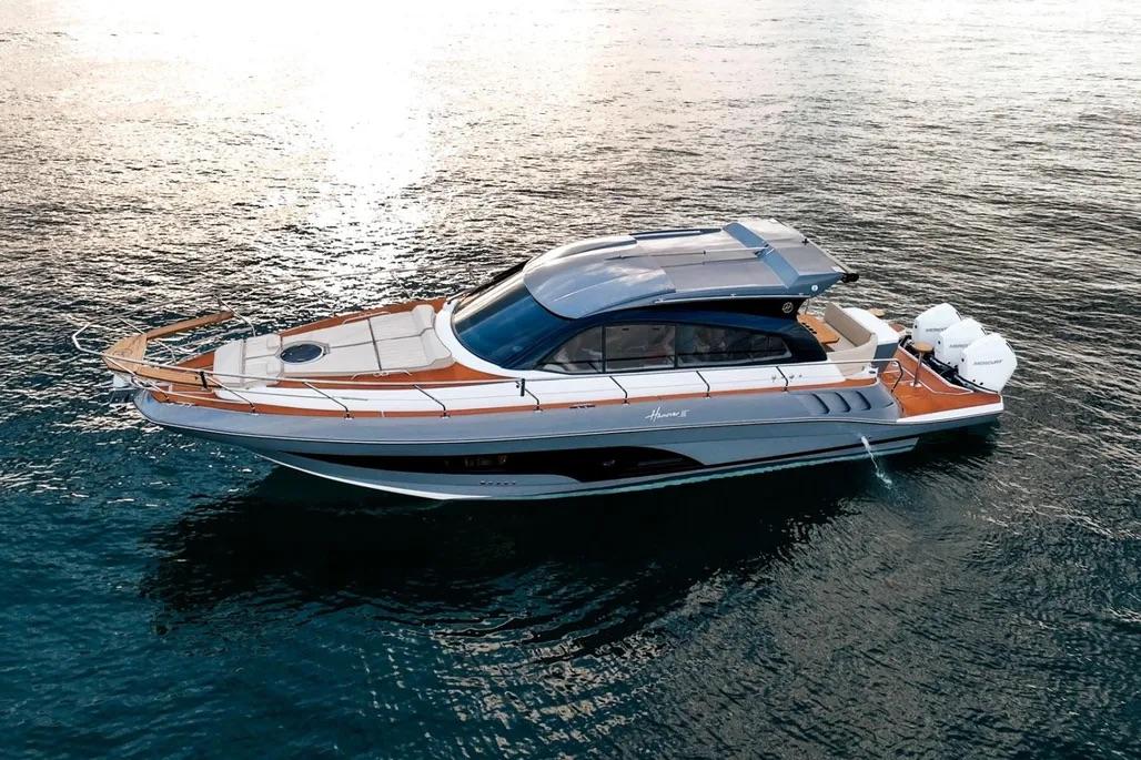 2025 Hanover 415 - FLY Yachts